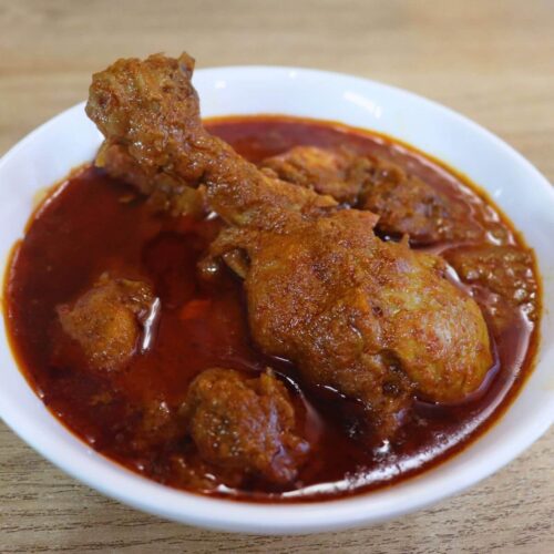 Malvani Chicken Curry (Kombdi Rassa)