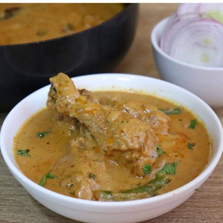 Mughlai Chicken Curry - The Yummy Delights