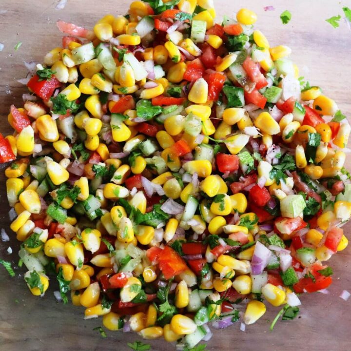 Fresh corn salsa recipe - The Yummy Delights