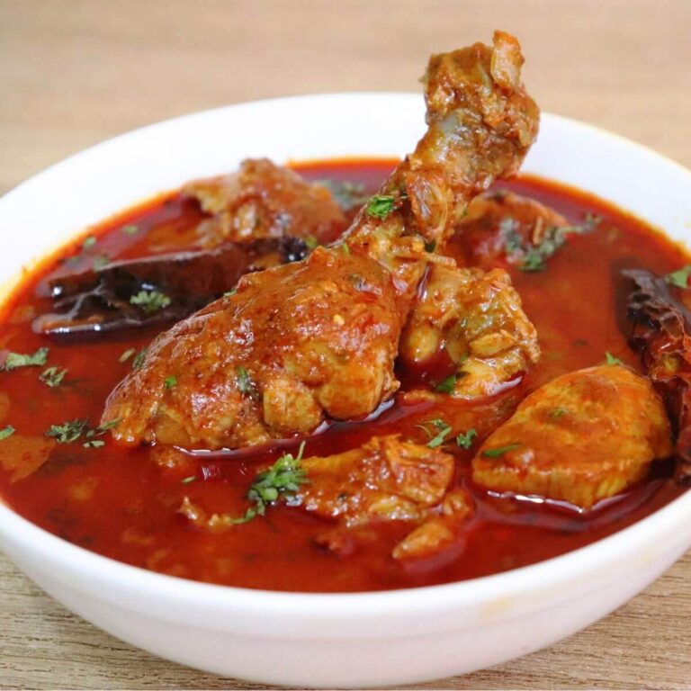 Gavran Chicken Curry | Gavran Chicken Rassa - The Yummy Delights
