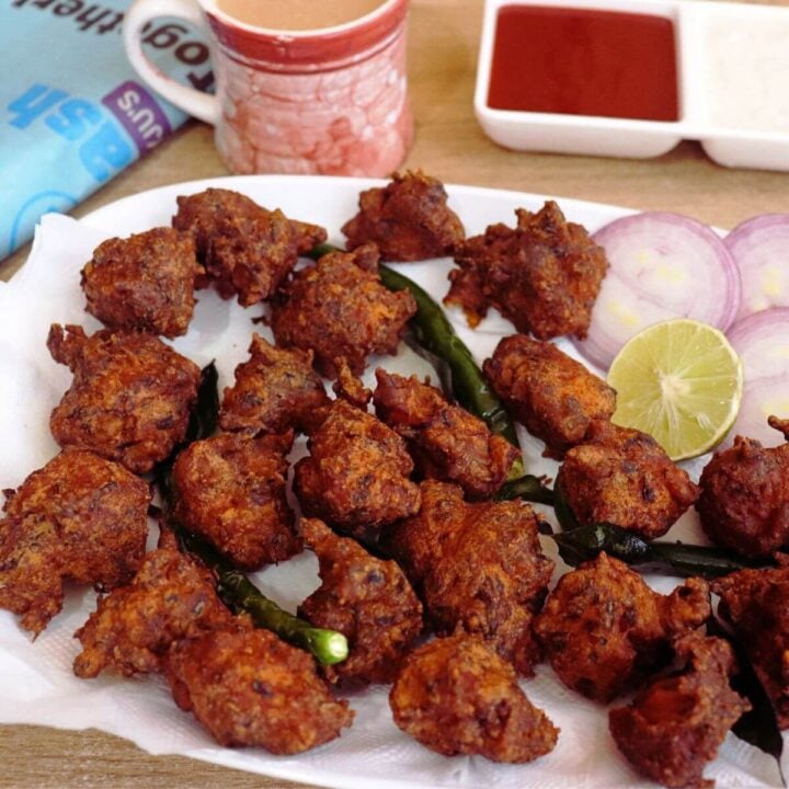 Chicken 65 with Gravy - The Yummy Delights
