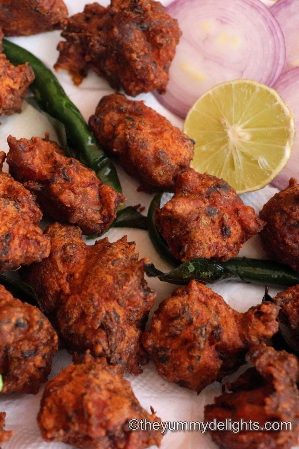 Easy chicken pakora recipe (without eggs) - The Yummy Delights