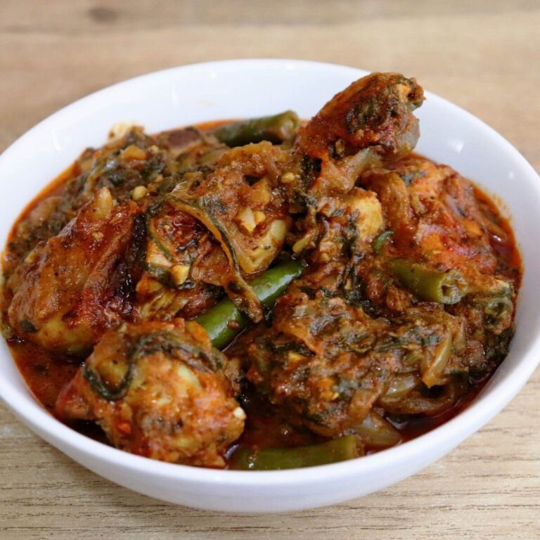 Maharashtrian Chicken Sukka recipe - The Yummy Delights