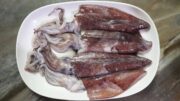 How to clean squid (step by step with pictures) - The Yummy Delights